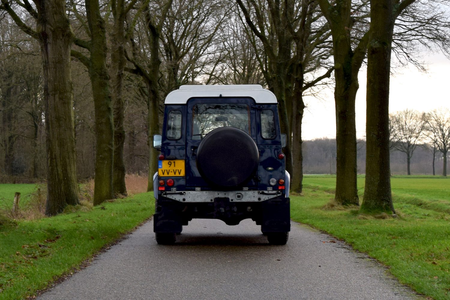 Land Rover Defender 90 TD5 Commercial Hard Top - Oslo Blue Metallic ...