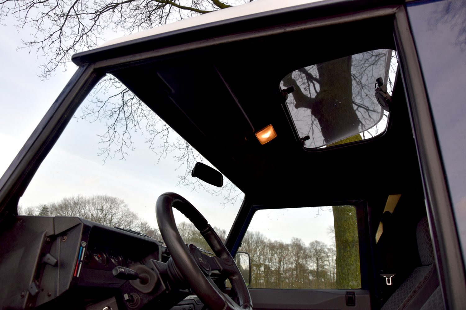 Land Rover Defender 90 TD5 Commercial Hard Top - Oslo Blue Metallic ...